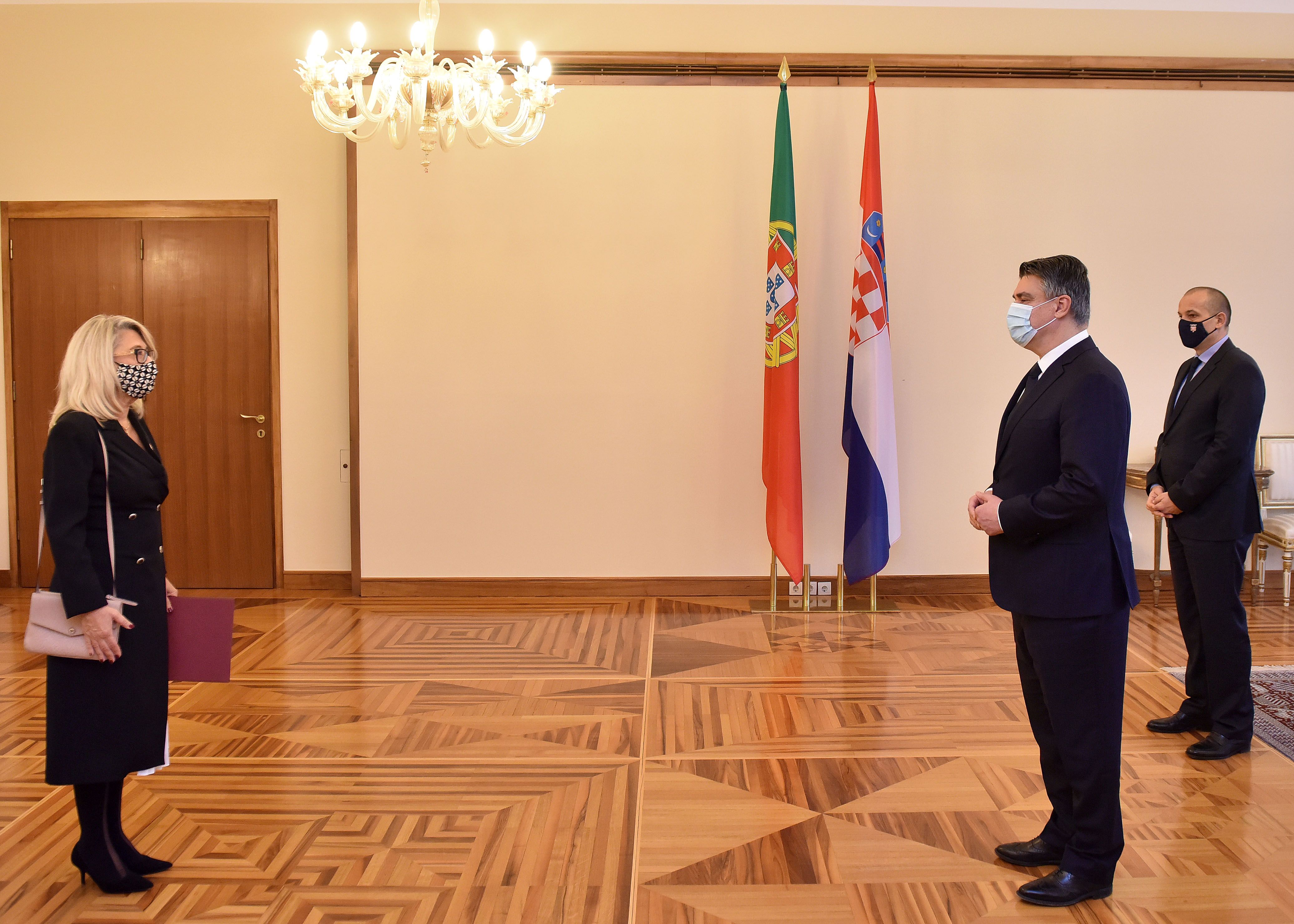 Ambassador of the Portuguese Republic Presents her Credentials ...