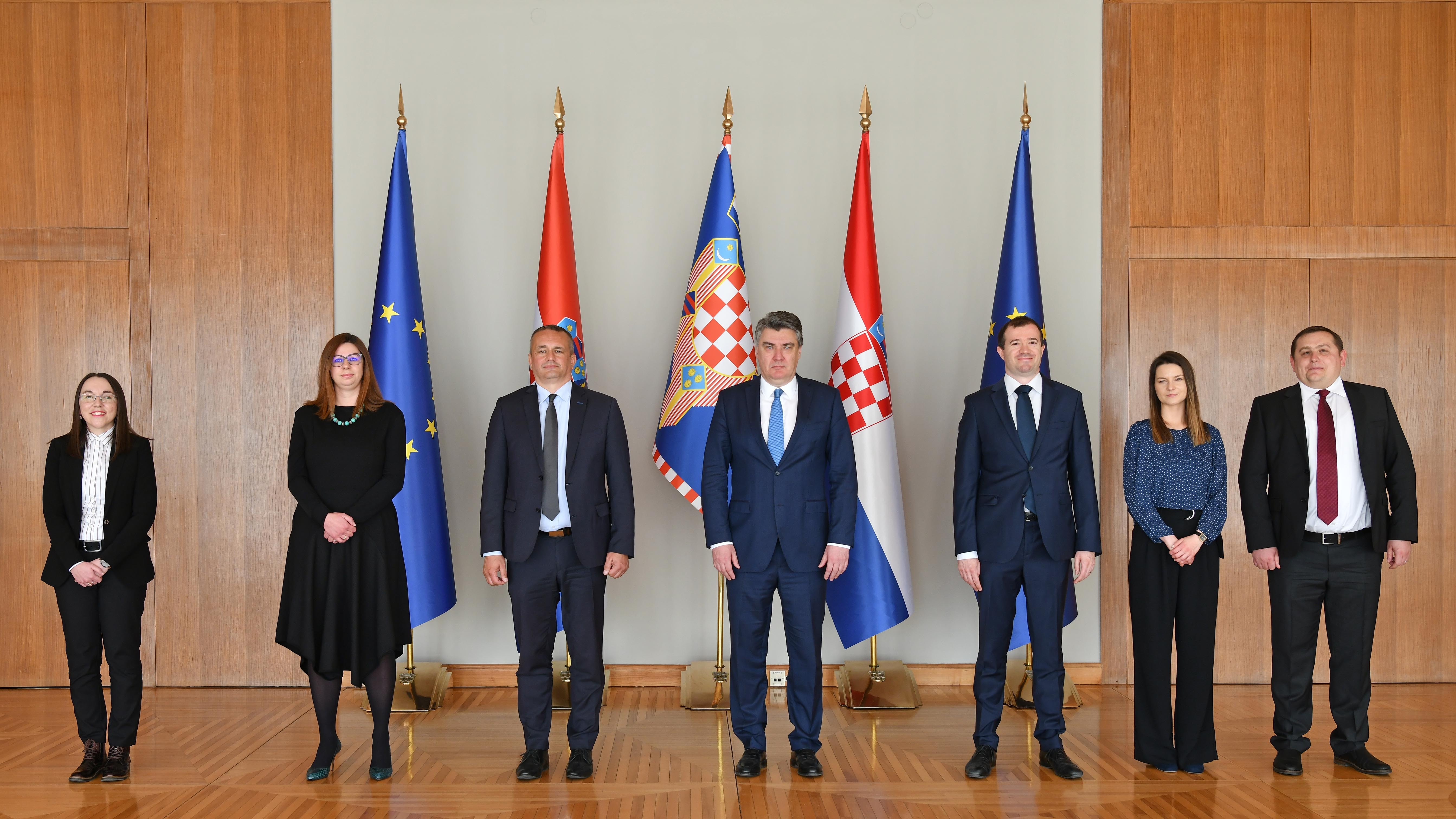 President Milanović Receives Faculty of Economics and Business Zagreb ...