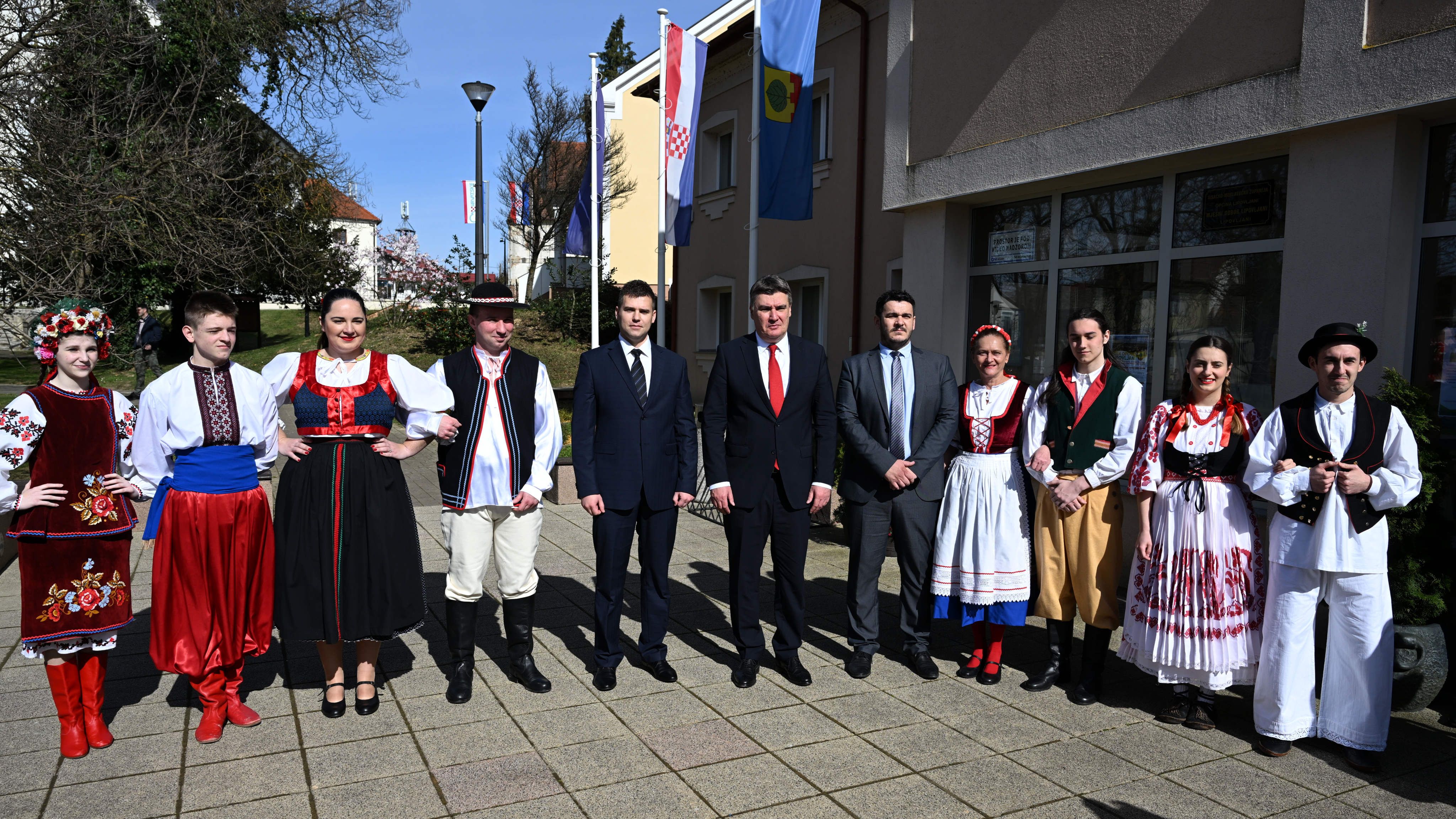 Predsjednik Milanović: Korupcija i pohlepa obezdušuju ljude i tjeraju ... Predsjednik Milanović: Korupcija i pohlepa obezdušuju ljude i tjeraju ...