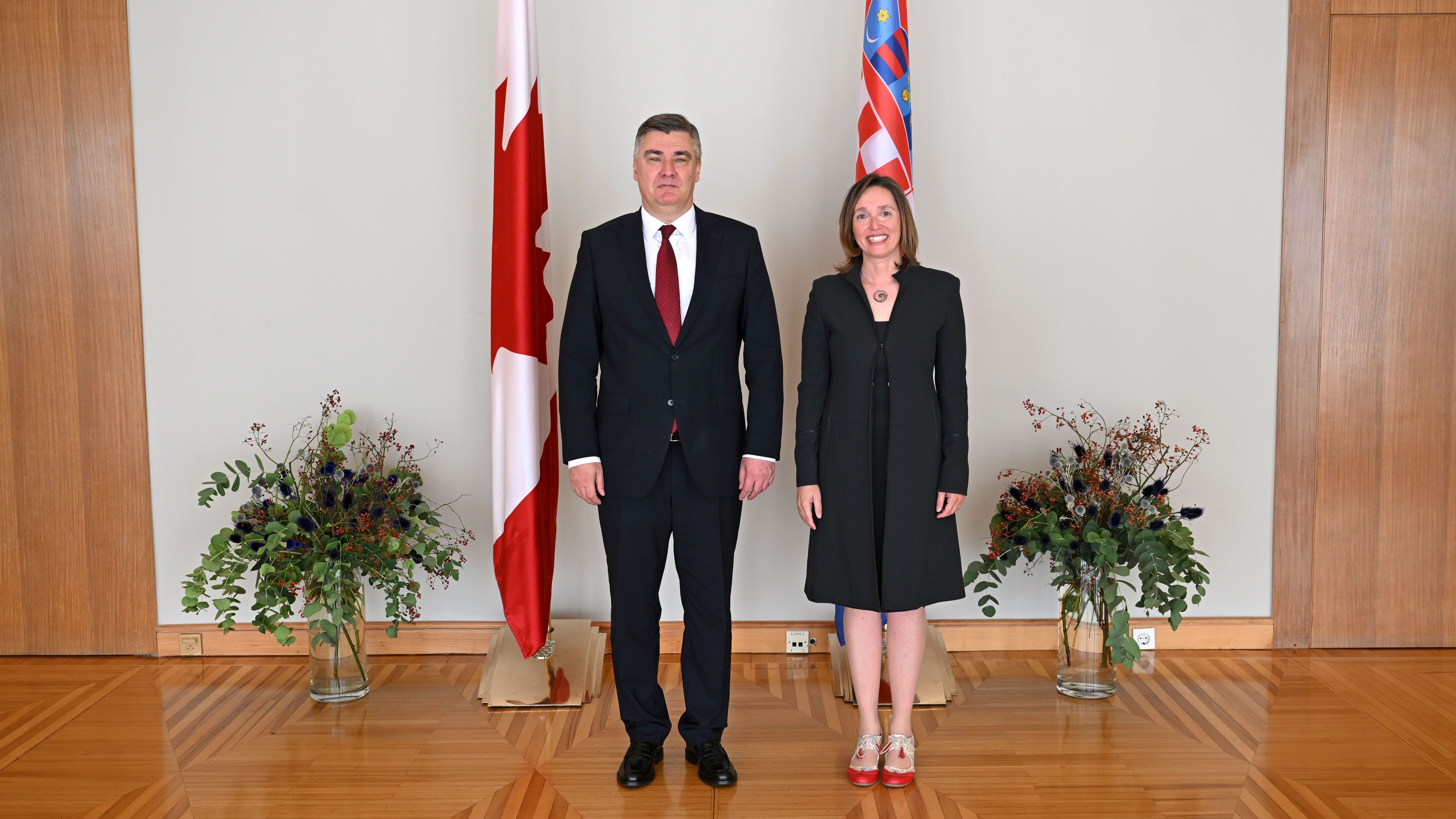 Ambassador of Canada Presents Credentials to President of the Republic ...