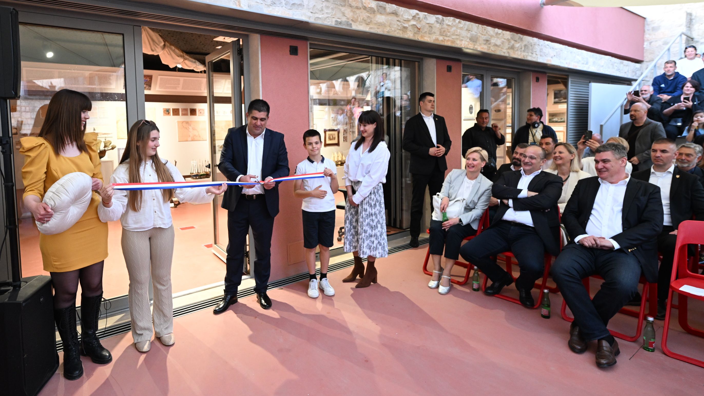 President Milanović in Milna on Brač Island: The Croatian identity is ...