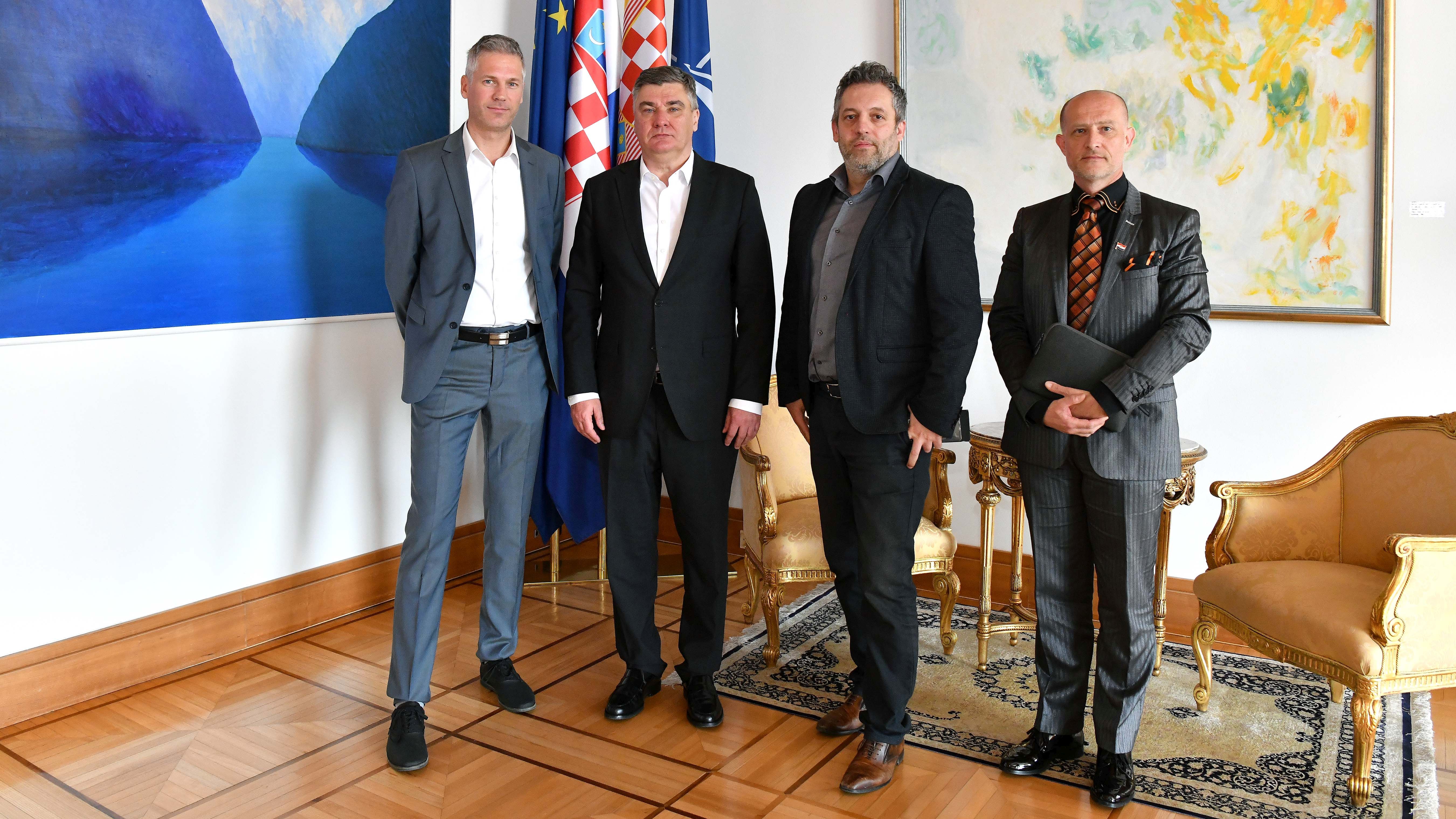 President Milanović Meets with “CroBizDel” Members - President of the ...